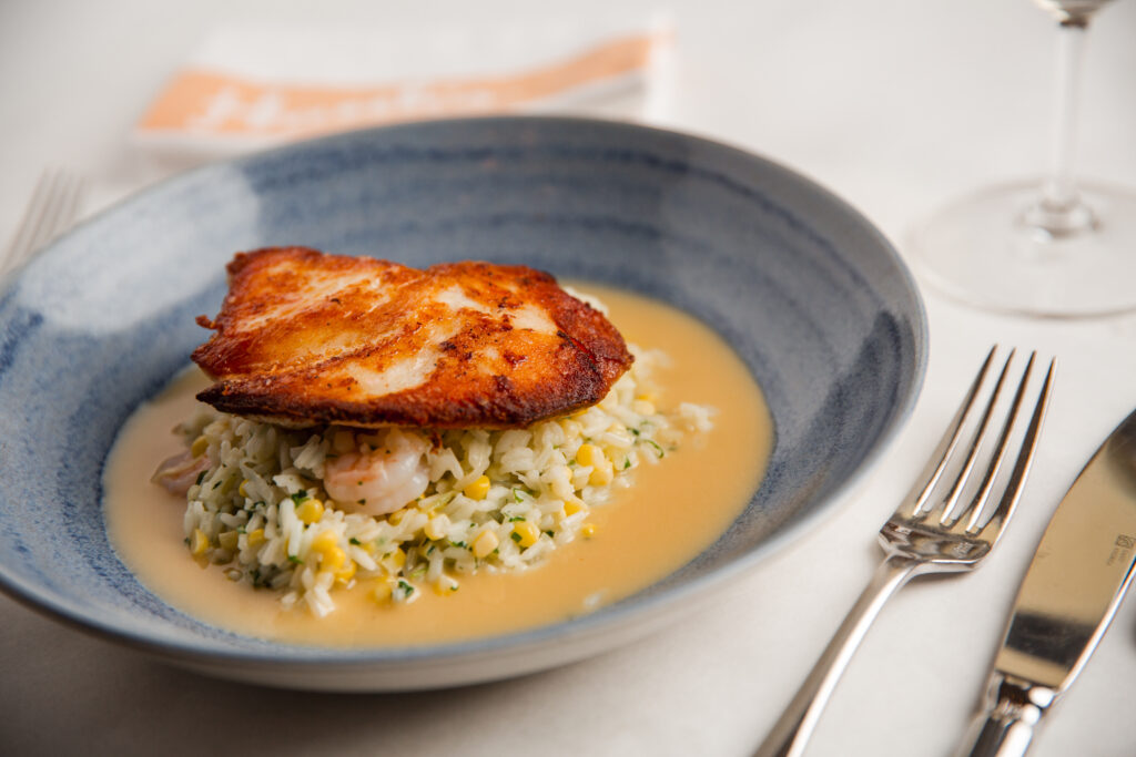 Hank’s Seafood Restaurant | Charleston Magazine Dining Guide